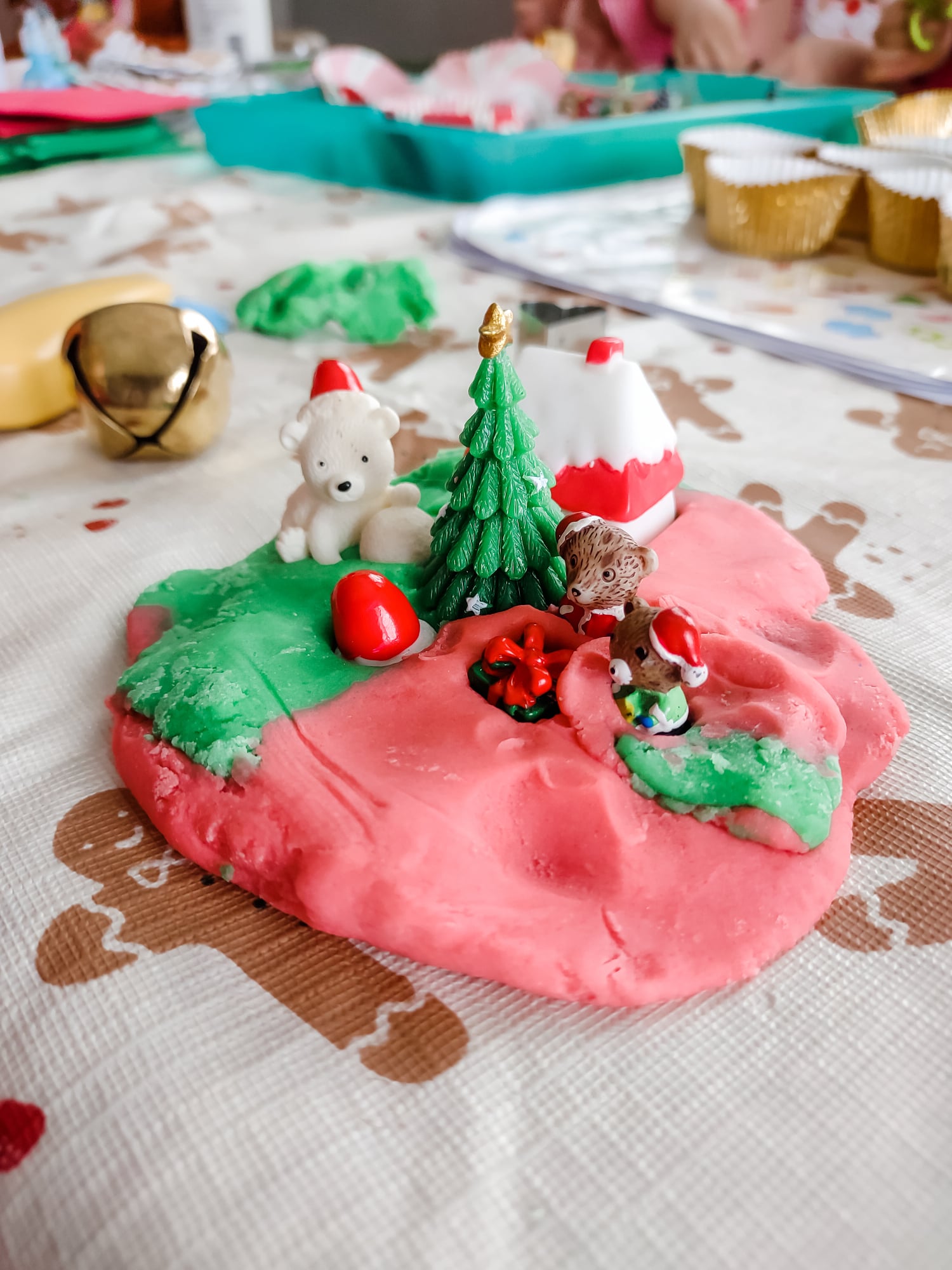 The Ultimate Guide to Play Dough (Recipes, Storage & Activities ...